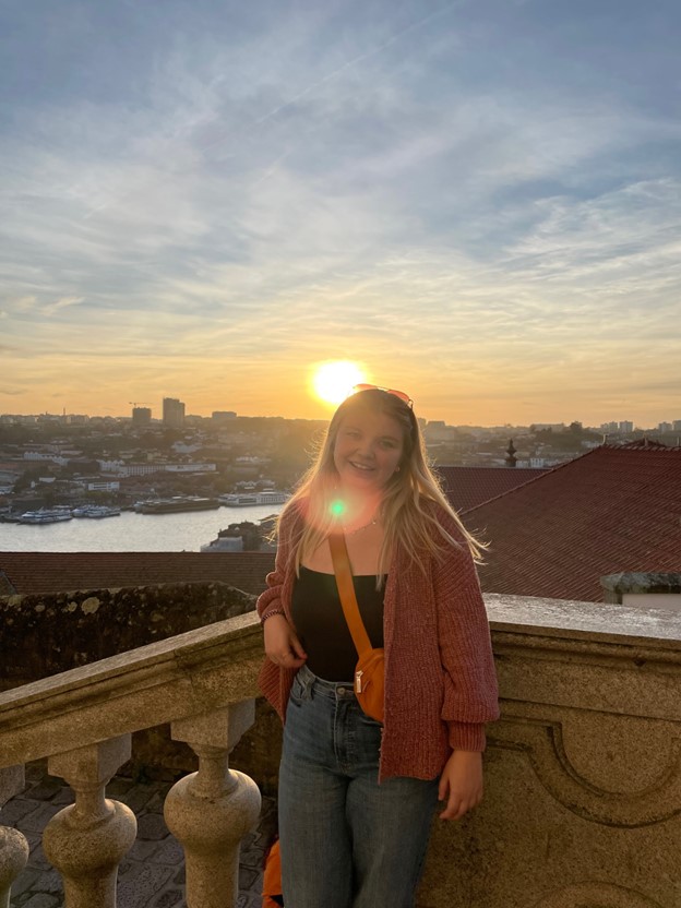 Chloe Rongits - Trent Study Abroad Program - Trent University